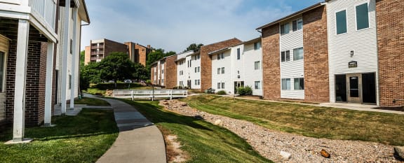 Centre Ridge Apartments | Omaha, NE Apartments for Rent
