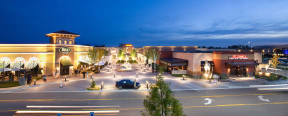 The Residence at Chesterfield Corners | Apartments in Chesterfield, MI