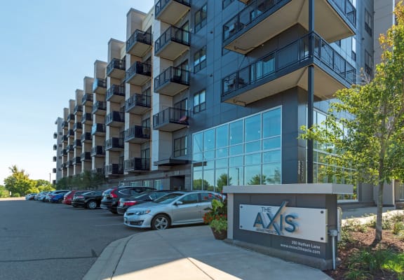 Apartments in Plymouth, MN | The Axis Apartments