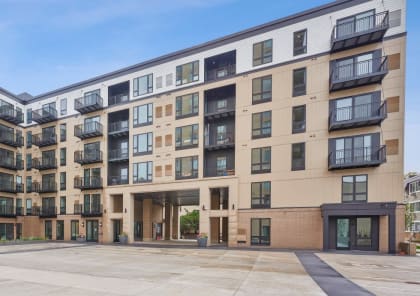 Apartments in Minneapolis | The Gateway at West Lake Quarter