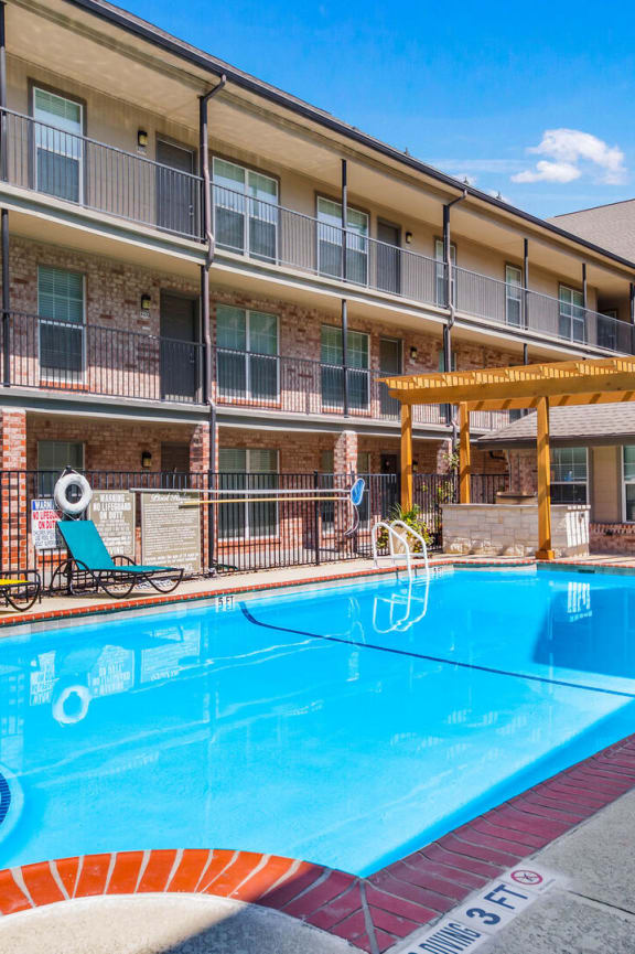 East Austin Apartments | The Lowell at Muller
