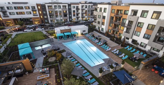 Anton Menlo | Apartments in Menlo Park, CA