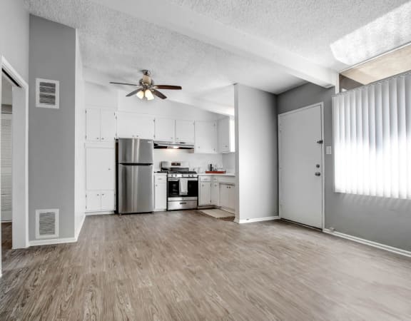 Valley Terrace Apartments | Apartments in North Hollywood, CA