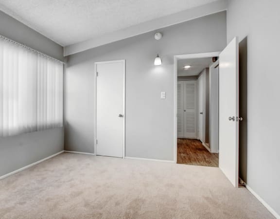 Valley Terrace Apartments | Apartments in North Hollywood, CA