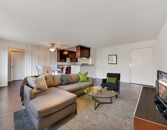 Apartments in Reseda | Los Angeles CA | 7722 Reseda Blvd.