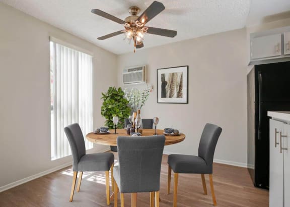 Palms, Los Angeles Apartments | Rose Apartments