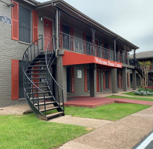 Photos and Video of Willow Tree Apartments in Houston, TX