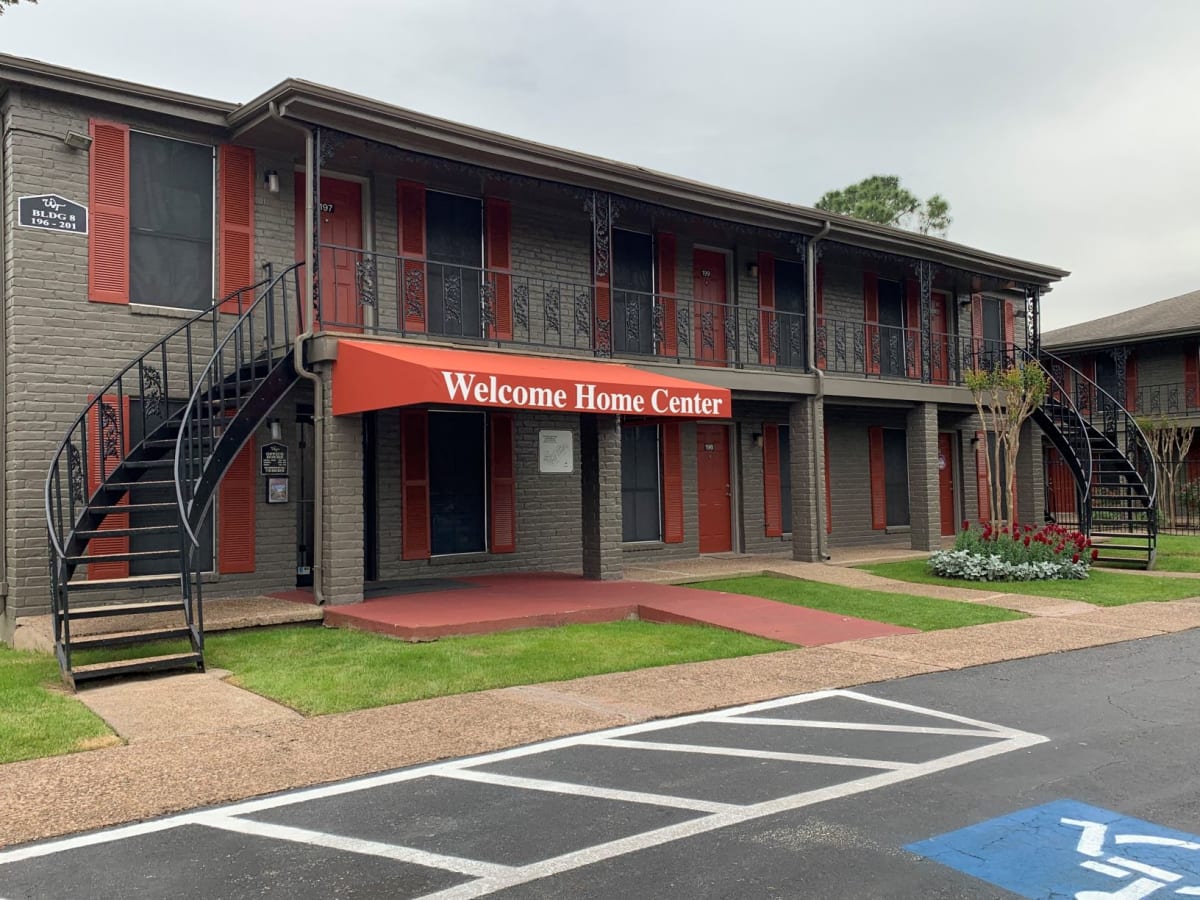 Photos and Video of Willow Tree Apartments in Houston, TX