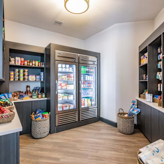 Livano Springdale | Apartments in Louisville, KY