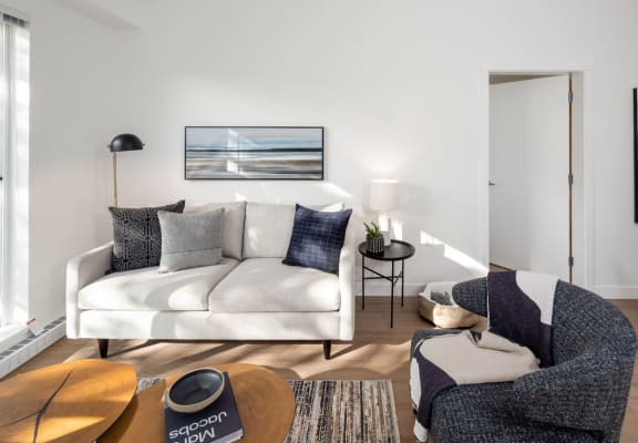 Kits Walk | Apartments in Vancouver, BC