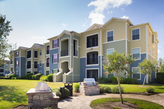 Photos - Courtney Station Apartments in Pooler, GA near Savannah