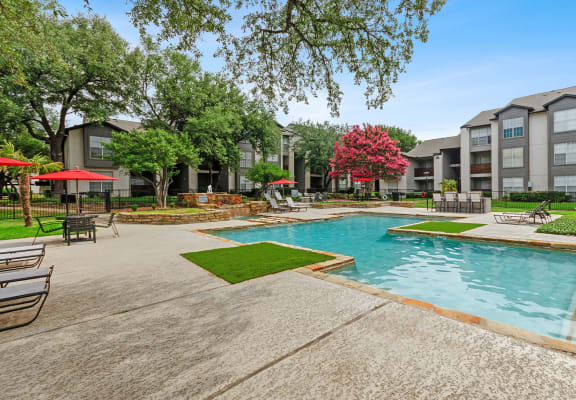 Autumnwood Apartment Homes | 1 & 2 Bedroom Apartments in Arlington, TX