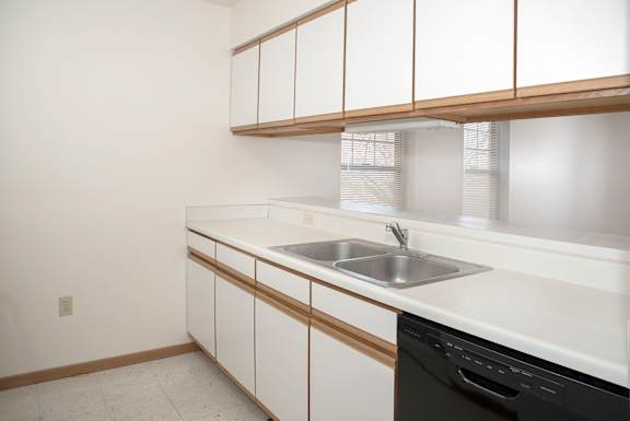 Photos and Video of Karinsplass Apartments in Minneapolis, MN