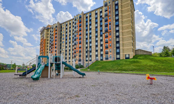 Overlook at Oxon Run | Apartments in Washington, DC