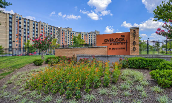 Overlook at Oxon Run | Apartments in Washington, DC