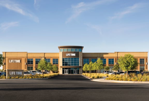 Luxury Apartments in Burlington, MA | Life Time Living Burlington