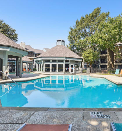 Laurels of Sendera | Apartments in Arlington, TX