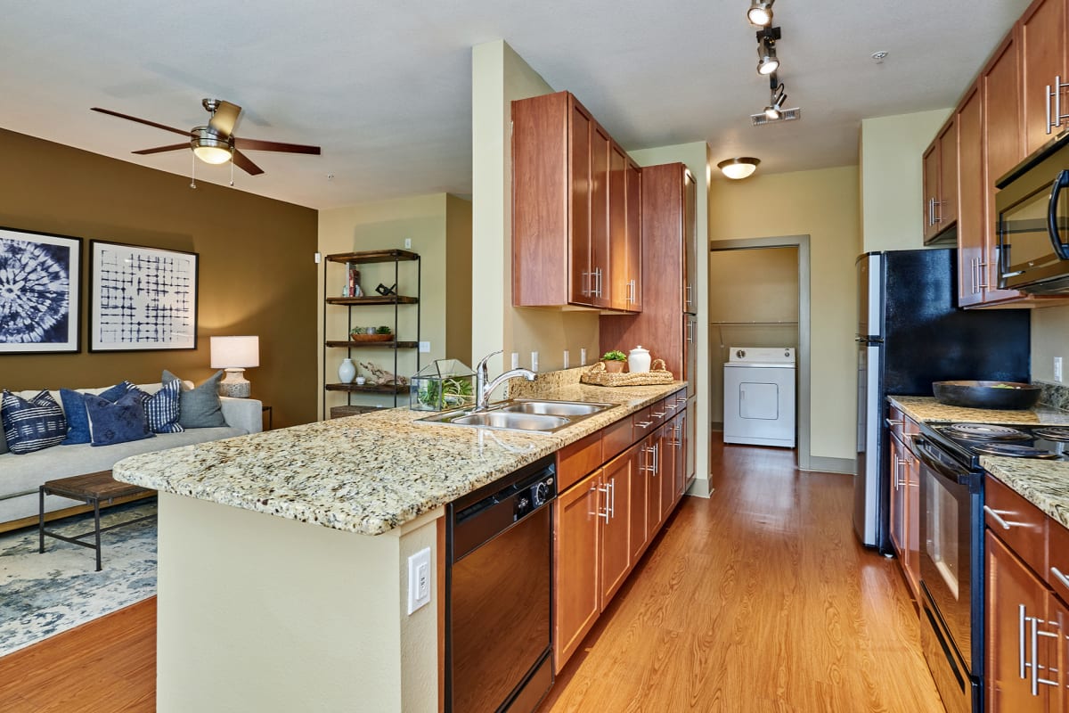 Photos - Acadia at Cornerstar Apartments in Aurora, CO near Denver