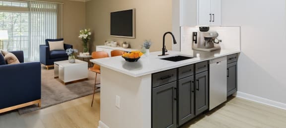 The Mews at Princeton Junction | Apartments in Princeton, NJ