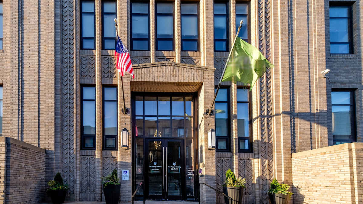 The Pepper Building: Modern Apartments in Philadelphia, PA