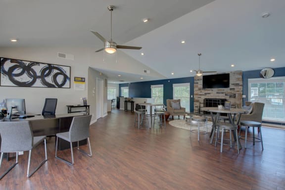 The Summit at Avent Ferry | Tour Options