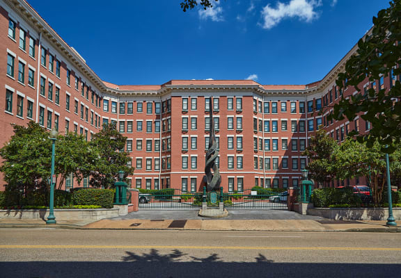 Gayoso House at Peabody Place | Apartments | Apartments in Memphis, TN