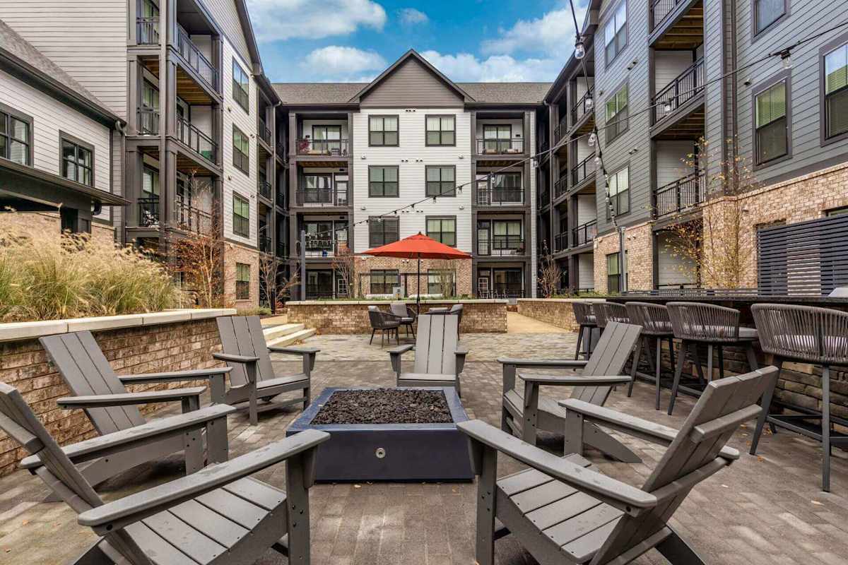 Apartments in Cranberry, PA | Meeder Flats