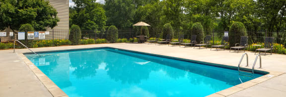 Parkside at Medicine Lake | Apartment and Community Amenities