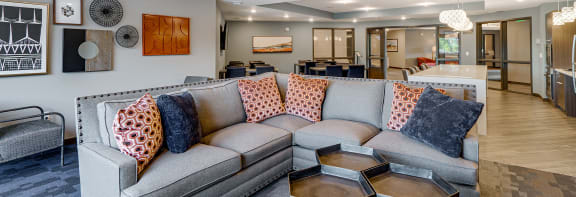 The Quarry At Central Park | Apartment and Community Amenities