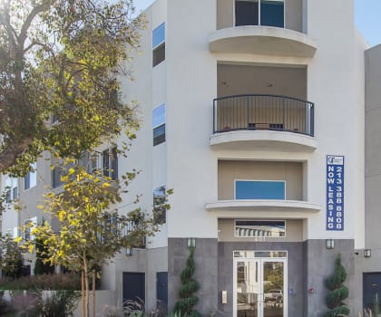 Grand View Towers | Apartments in Los Angeles, CA