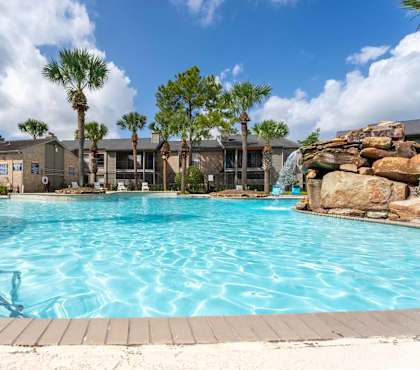 Apartments in 77077 | 2400 Briarwest Apartments