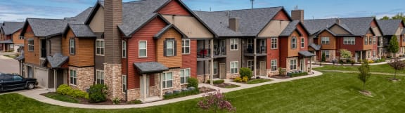 The Quarry Apartments | Apartments in DeWitt, MI