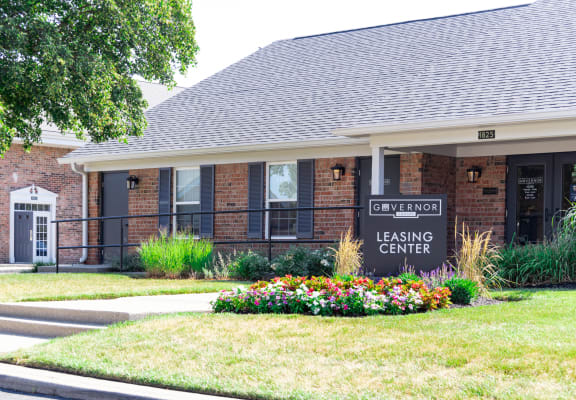 Apartments in Carmel Indiana | Governor Square
