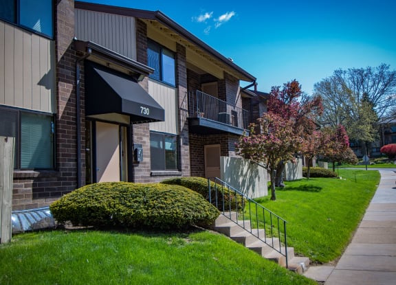 Photos and Video of Carriage Park Apartments in Pittsburgh, PA