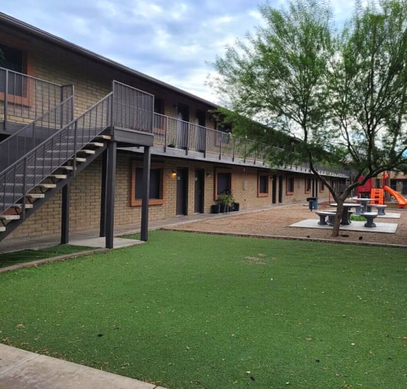 Escarlata 31 | Apartments in Phoenix, AZ