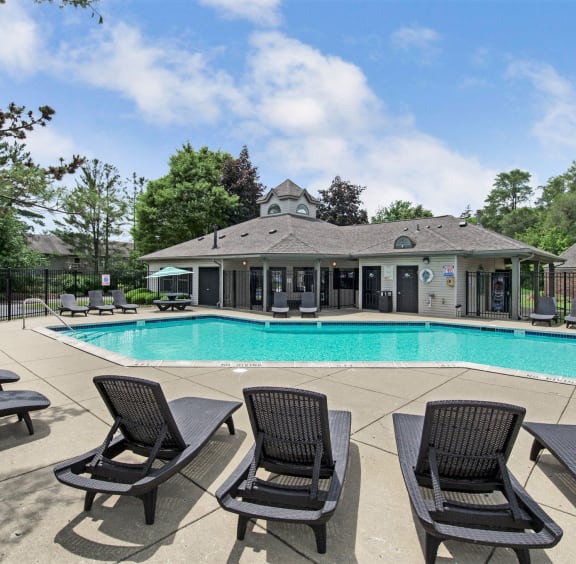 Westfield Club Apartments | Apartments in Lansing, MI