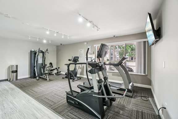 Harrison Township Apartments | Drawbridge Apartments East