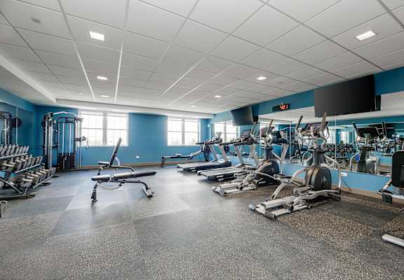 Quincy Station | Apartments in Westmont, IL