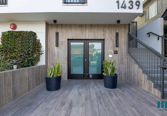 Armacost Bella by Wiseman | Apartments in Los Angeles, CA