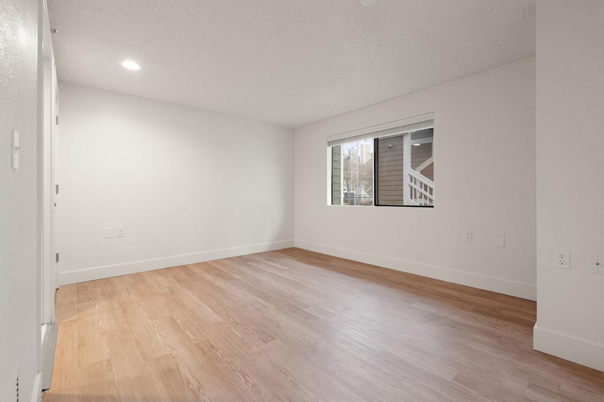 Studio, 1 & 2-Bedroom Apartments in Vancouver, WA | AVIA Lofts