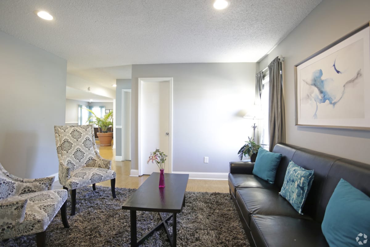 Photos and Video of Hudson Pointe in Kansas City, MO