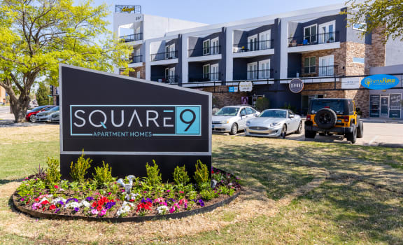 Square9 | Apartments in Denton, TX