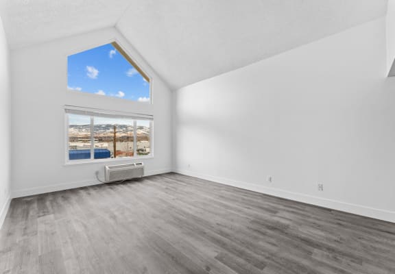 The Rivet | Apartments in Reno, NV