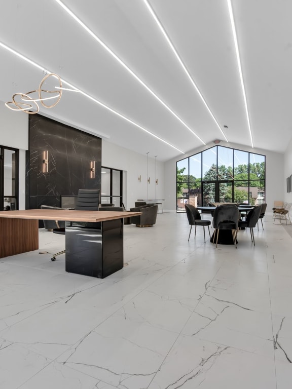 Rochester Club Apartments - Rochester, MI | Apartments in Rochester ...