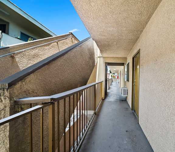 Beverly Terrace | Apartments in Los Angeles, CA
