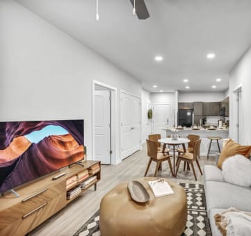 Seven07 Lofts | Apartments in San Antonio, TX