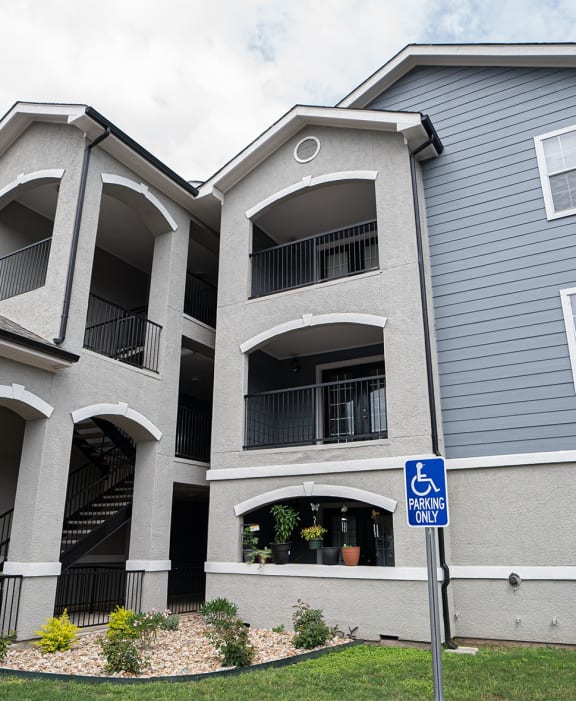 Riverside Meadows | Apartments in Austin, TX