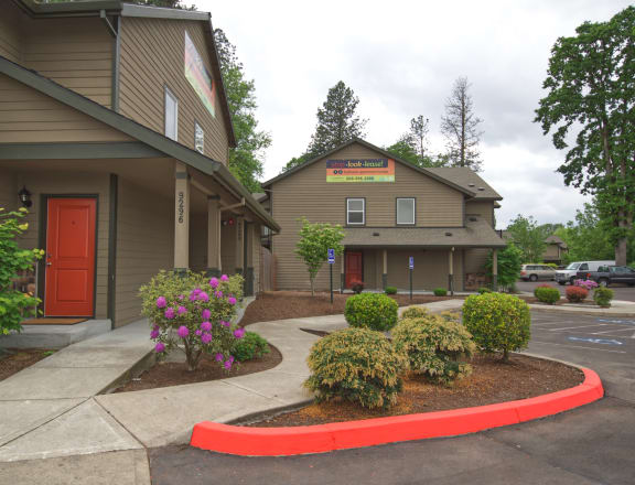Reserve at Ashbrook | Apartments in Tigard, OR