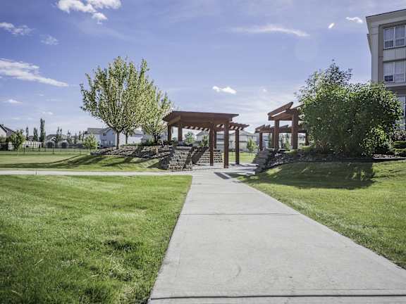 Wellington Court Apartments | Apartments in Edmonton, AB