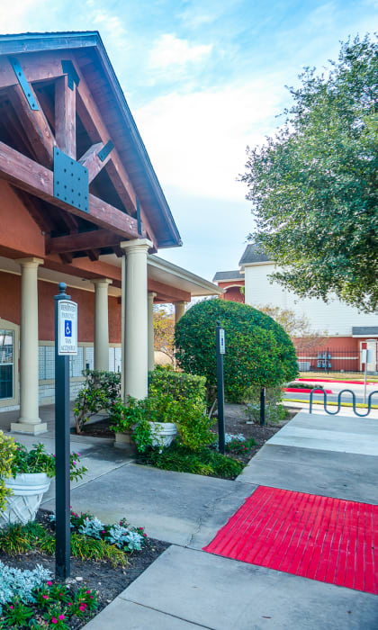 Riverside Meadows | Apartments in Austin, TX